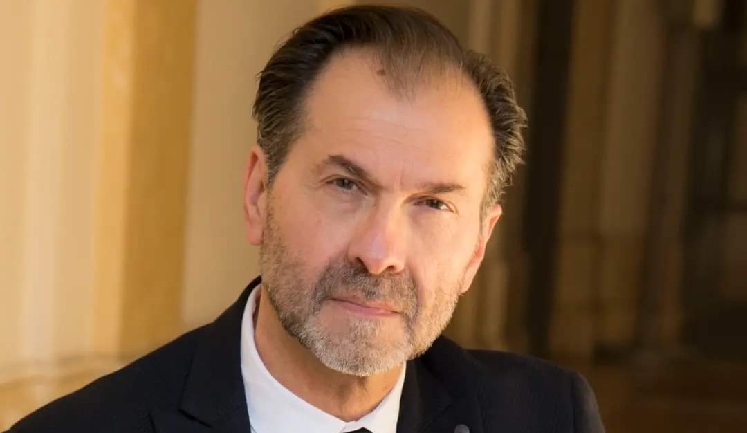 Appuntamenti/ Massari narra L'isola sconosciuta sul palco del Teatro di ...